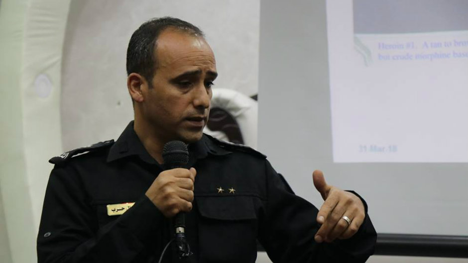 دوز - ندوة حول مخاطر الإنترنت والمخدرات في نابلس